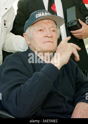 Oct 13, 1999; San Diego, CA, USA; (FILE PHOTO) Comedian BOB HOPE died ...
