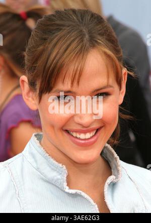 Apr 03, 2004; Westwood, CA, USA; Actress JENNIFER GARNER at the 2004 ...
