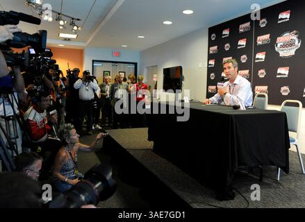 October 16, 20011: Izod Indycar Series driver Dan Wheldon is loaded ...