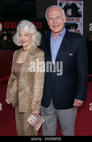 BUZZ ALDRIN LADDER 49 WORLD FILM PREMIERE HOLLYWOOD LOS ANGELES USA 20 ...