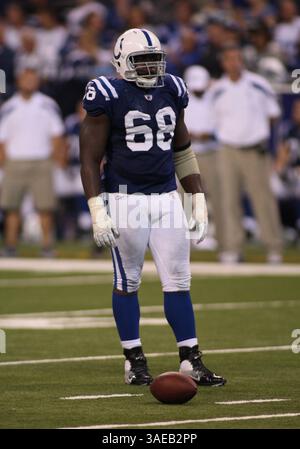 Indianapolis Colts defensive tackle Eric Johnson II (98) moves between ...