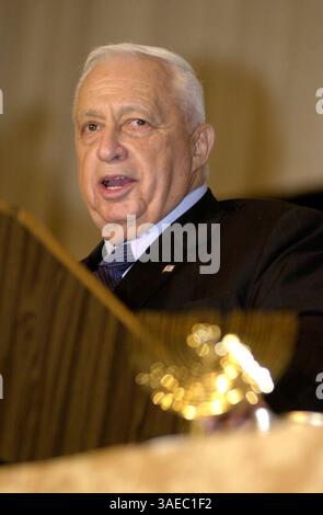 Washington, DC - May 4, 2002 -- Sharon and Ozzy Osborne scream for the ...