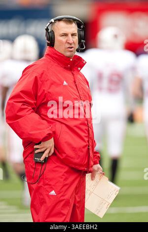 Illinois head coach Bret Bielema watches from the sidelines during the ...