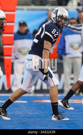Utah State wide receiver Justin McGriff (10) turns up field after a ...
