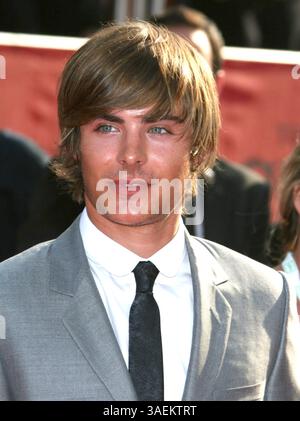 Zac Efron at the 2008 ESPY Awards held at the Nokia Theatre in Los ...