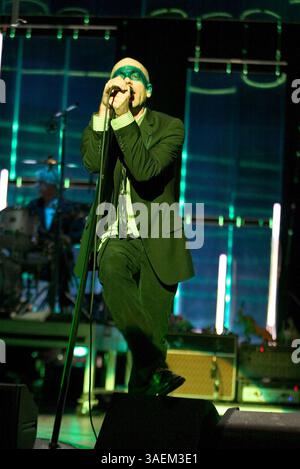 Nov 19, 2004; Seattle, WA, USA; Singer MICHAEL STIPE performing live. R ...