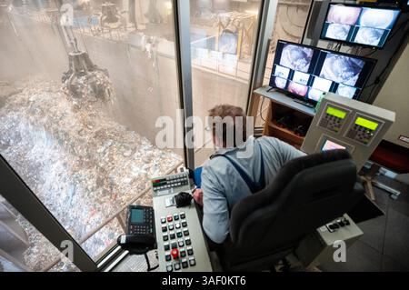 Waste bunker in a waste-to-energy plant Stock Photo - Alamy