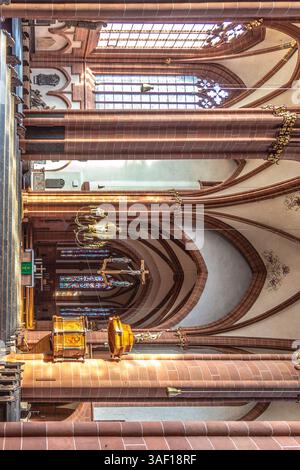 WETZLAR, GERMANY - JULY 3, 2014: beautiful ceiling and hall in the dome ...
