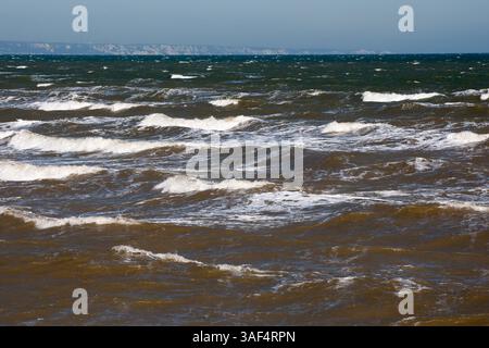 sea tidal waves Dungeness Beach Stock Photo - Alamy