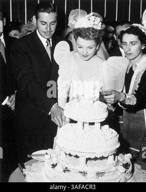 Wedding of JOHN HODIAK and ANNE BAXTER on Sunday July 7th 1946 with ...