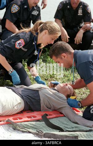 Kim Raver Television: Third Watch (TV-Serie) Characters: Kim Zambrano ...