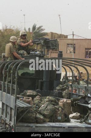 Apr 07, 2003; Qualatsukar, Iraq; Marines of Echo Co. Battalion Landing ...