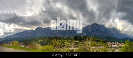 Landscape with Busteni and Prahova Valley, Bucegi mountains in ...