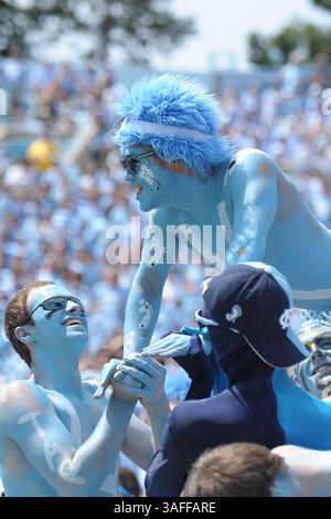 CHAPEL HILL, NC - SEPTEMBER 01: Running Back Caleb Hood #4 of the North ...