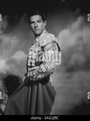 AVA Gardner & Bullfighter Mario Cabre on the set of "Pandora & th ...