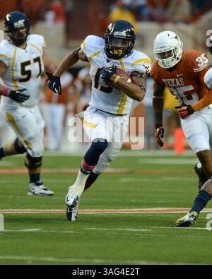 Oct 6, 2012 Halftime.. Andrew Buie #13 of the West Virgina Mountaineers ...