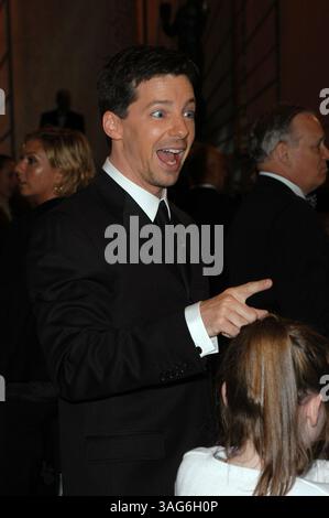 SEAN HAYES 12TH SCREEN ACTORS GUILD AWARDS LOS ANGELES CALIFORINA USA ...