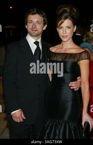 KATE BECKINSALE 2002 VANITY FAIR OSCAR PARTY MORTON'S RESTAURANT ...