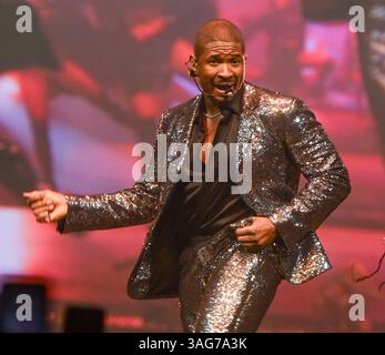Usher in Concert during the Past Present Future tour, at the O2 Arena ...