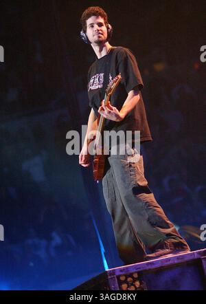 Jan 18, 2004; Uniondale, MA, USA; Singer MIKE SHINODA of Linkin Park ...