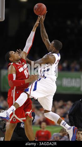 Ohio State's Jared Sullinger (0) shoots over George Mason's Johnny ...
