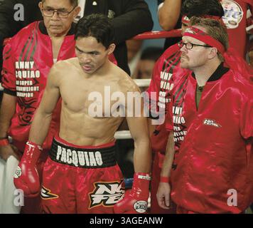 Jul 26, 2003; Los Angeles, CA, USA; Boxer FERNANDO VARGAS discusses his ...