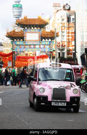Chinatown Gate in Central London Stock Photo - Alamy