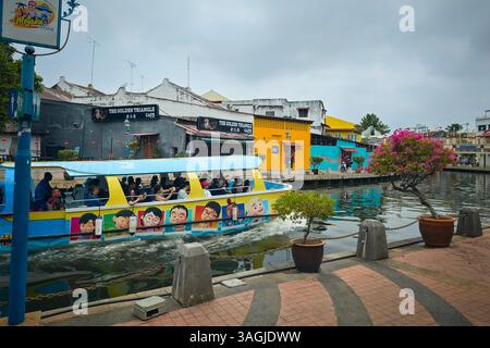 Melaka, Malaysia - Mar 25, 2025: View of the Melaka River Cruise from ...