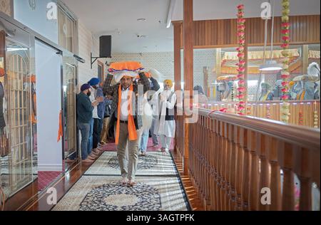 After a morning service where the entire Sikh bible is read worshippers ...