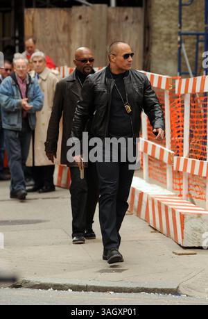 SAMUEL L. JACKSON, DWAYNE JOHNSON, THE OTHER GUYS, 2010 Stock Photo - Alamy