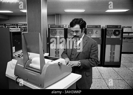 IBM vintage banking computer system, Banco de la Nación Argentina ...