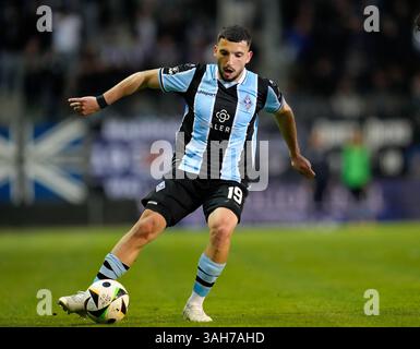 Arianit Ferati (SV Waldhof Mannheim, 10), Verthomy Boboy (FC Viktoria ...