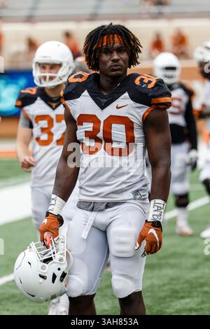 April 18, 2105: Texas Longhorns linebacker Malik Jefferson (46) signs ...