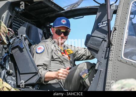 Avalon, Victoria, Australia. 28th Mar, 2025. Australian Army Captain ...
