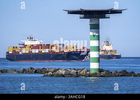 Container freighter Agios Dimitrios entering the port of Maasvlakte 2 ...