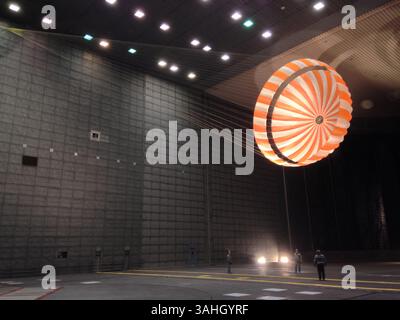 The world's largest wind tunnel for testing aircraft design at Lockheed ...
