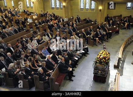 Mourners attend a funeral service of Former NSW Police Detective ...