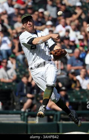 CHICAGO, IL - MAY 28: Chicago White Sox catcher Edgar Quero (26) at bat ...