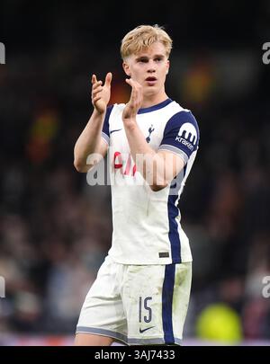 Tottenham Hotspur's Lucas Bergvall applauds the fans after the UEFA ...