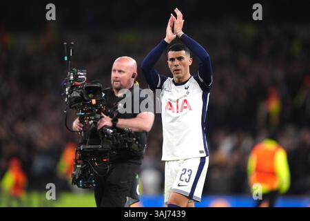 Pedro Porro of Tottenham Hotspur applauds the fans after the final ...