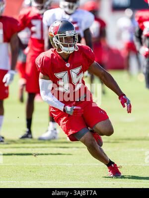 Tampa Bay Buccaneers defensive back Ross Cockrell (43) lines up against ...