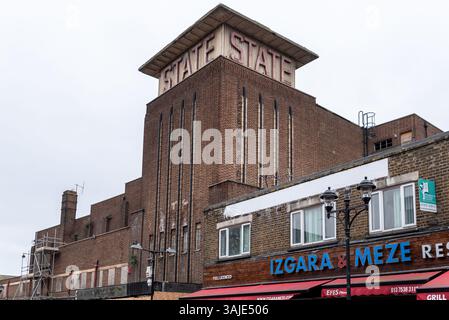 Old, closed and decaying State cinema. State movie theatre in Grays ...
