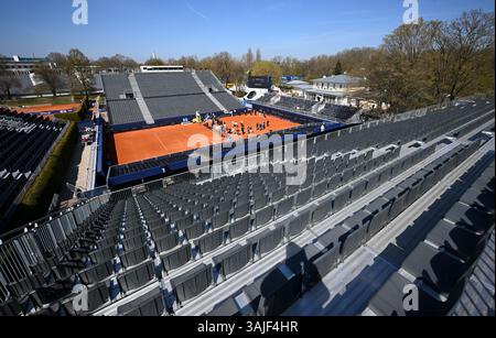 Munich, Germany. 11th Apr, 2025. Tennis: ATP Tour - Munich, opening ...