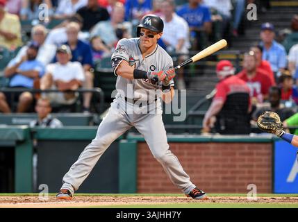Texas Rangers' Derek Dietrich (32) bumps elbows with Joey Gallo who ...
