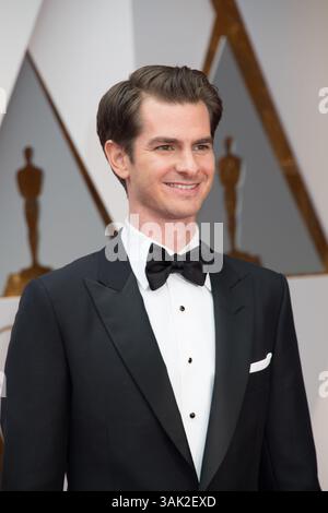 Andrew Garfield arrives at the Oscars on Sunday, March 27, 2022, at the ...