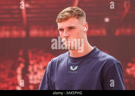 Jake O'Brien Of Everton Arrives during the Burnley v Everton Premier ...