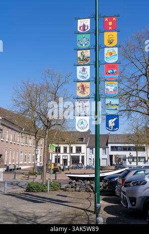 Der Ort Grieth am Niederrhein, gehört zu Kalkar, Hansestadt, Weg in den ...