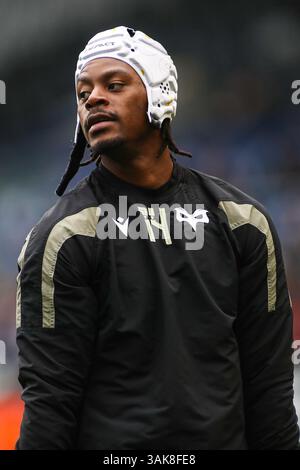 Swansea, UK. 6 April, 2025. Daniel Kasende of Ospreys scores a try ...