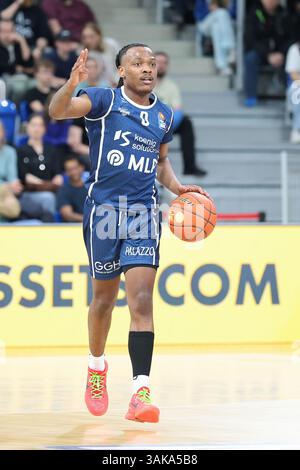 Heidelberg, Deutschland. 11th Apr, 2025. Charles Callison (SYNTAINICS MBC, 23) DJ Horne (MLP ...