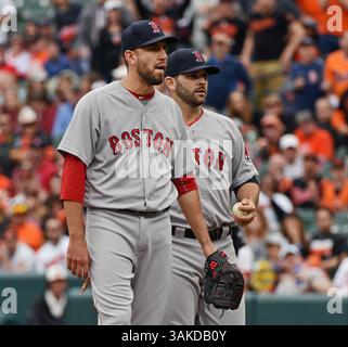 Boston Red Sox's Matt Barnes pitches during the ninth inning of a ...